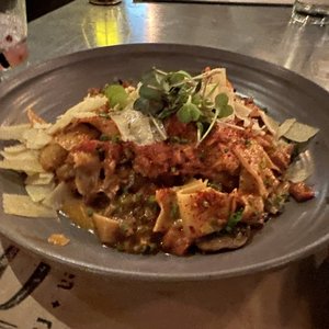 BO-BEAU KITCHEN + ROOF TAP - 4001 Photos & 2960 Reviews - 144 Pine Ave ...