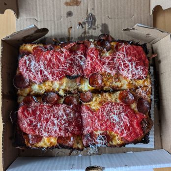 BLUE SQUARE PIZZA - Updated June 2025 - 78 Photos & 136 Reviews - 30 ...