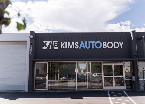 KIM’S AUTO BODY - Updated December 2025 - 214 Photos & 597 Reviews ...
