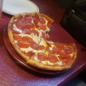 CHAGRIN TAVERN - 19 Photos & 53 Reviews - 196 E Island Dr, Eastlake ...