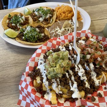 FAMOUS CHICAGO STYLE TACO - Updated January 2025 - 514 Photos & 719 ...