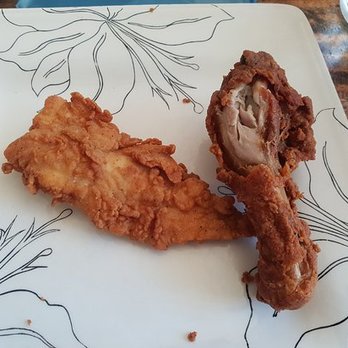 KFC - Updated December 2025 - 20 Photos & 31 Reviews - 1751 Abbot Road ...