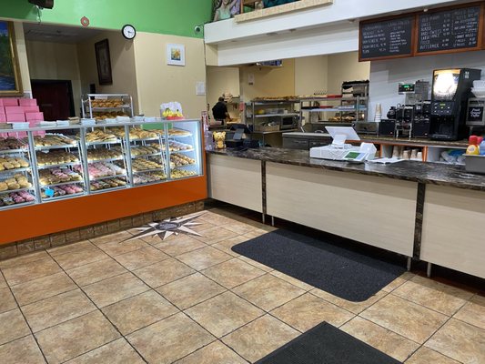 MIKEY’S DONUTS - Updated December 2025 - 43 Photos & 32 Reviews - 4000 ...
