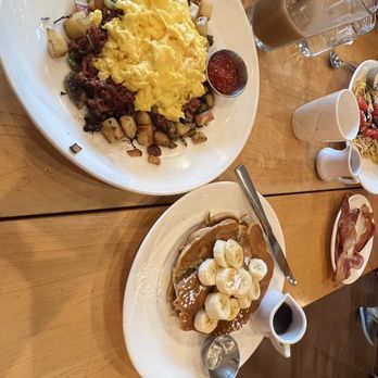 YOLK - SOUTH LOOP - 2571 Photos & 2717 Reviews - 1120 S Michigan Ave ...