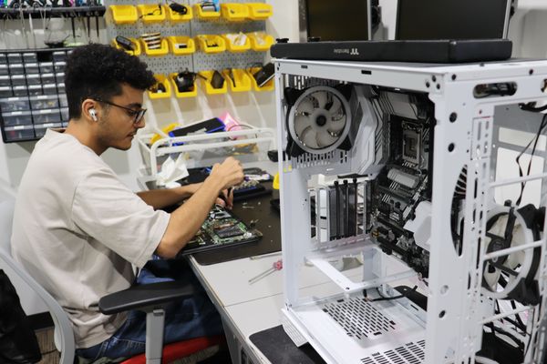 ARBOR COMPUTERS - Updated September 2024 - 62 Photos - 3201 E ...