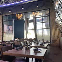 THE COMMON TABLE - Updated December 2025 - 136 Photos & 132 Reviews ...