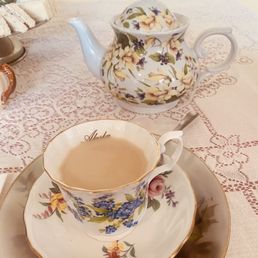 LOVEY’S TEA SHOPPE - Updated May 2025 - 686 Photos & 329 Reviews - 4430 ...