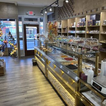 CRYSTAL GIFTS - Updated December 2025 - 10 Photos - 299 Ottawa Street N ...