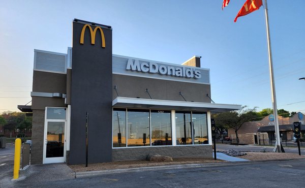 MCDONALD’S - Updated October 2025 - 51 Photos & 124 Reviews - 5762 ...