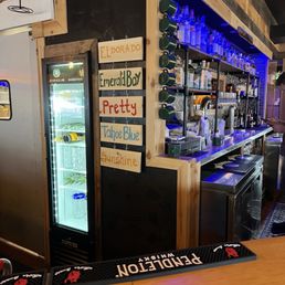 ELEMENTS EATERY & BAR - Updated August 2025 - 427 Photos & 367 Reviews - 3310 Lake Tahoe Blvd ...