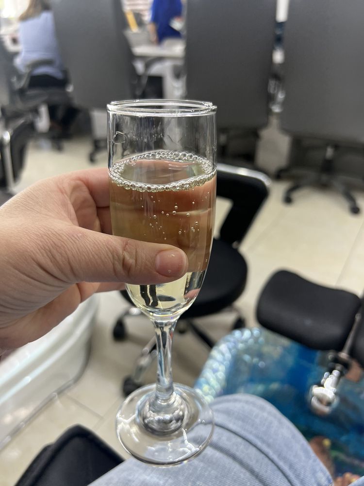 CRYSTAL NAIL BAR - Updated January 2026 - 11 Photos - 4819 Shopton Rd ...