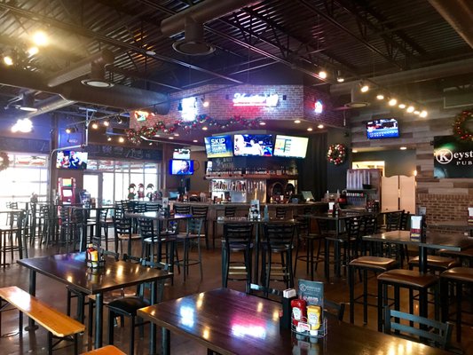 KEYSTONE PUB & PATIO | LEWIS CENTER - 25 Photos & 24 Reviews - 6477 ...