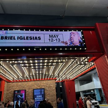 MILWAUKEE IMPROV - 102 Photos & 51 Reviews - 20110 Lower Union St ...