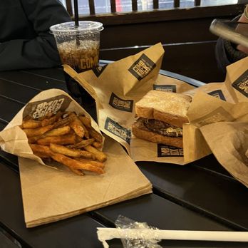 COME BACK SHACK - Updated November 2024 - 266 Photos & 525 Reviews ...