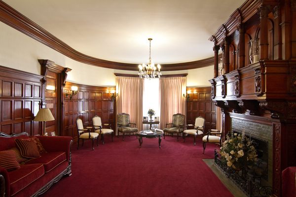 DUPONT FUNERAL HOME - Updated October 2025 - 18 Photos - 25 Bellevue ...