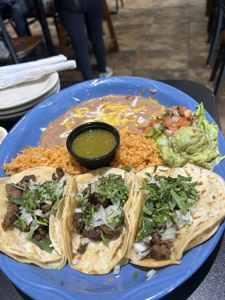 LOS ARCOS - Updated December 2025 - 24 Photos & 17 Reviews - 834 W ...