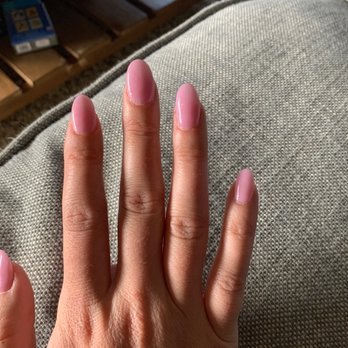 HUGO NAILS - Updated April 2024 - 19 Photos & 26 Reviews - 14755 Victor ...