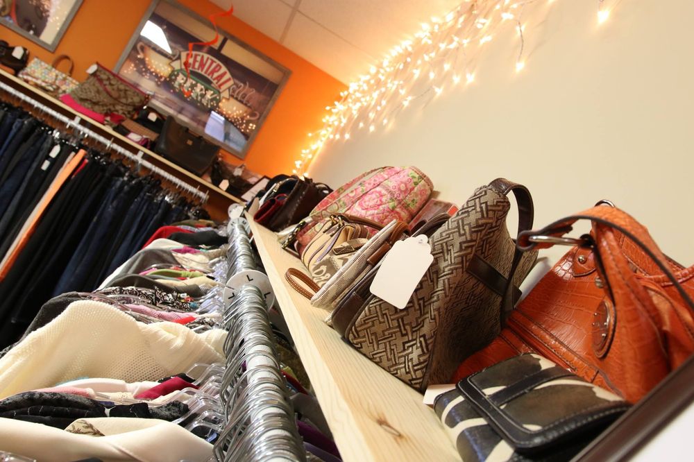 RERUNS CONSIGNMENT SHOP - Updated September 2025 - 12 Photos - 295 ...