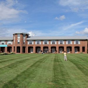 LAKEVILLE PUBLIC LIBRARY - Updated June 2025 - 18 Photos - 4 Precinct ...