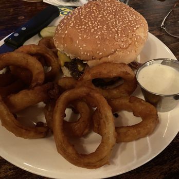 SHENANIGAN’S OLD ENGLISH PUB - Updated October 2025 - 218 Photos & 226 ...