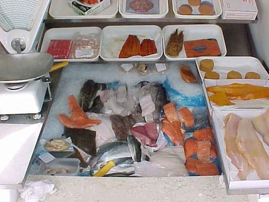 COVENTRY MOBILE FISHMONGERS VAN - Updated July 2025 - Car Park Jubilee ...