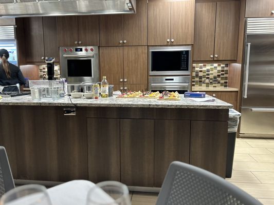 PUBLIX APRONS COOKING SCHOOL - Updated October 2025 - 80 Photos & 14 ...