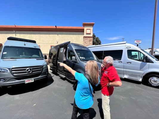 GIANT RV - Updated September 2025 - 164 Photos & 467 Reviews - 24700 ...