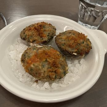 THE SALT LINE - BETHESDA - Updated July 2024 - 142 Photos & 109 Reviews ...