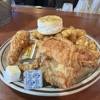 ROOSTER’S BARN & GRILL - Updated December 2025 - 31 Photos & 71 Reviews ...