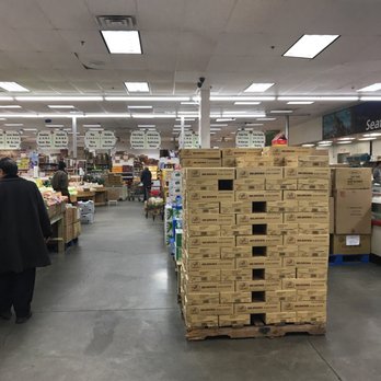 OREGON MARKET - Updated December 2025 - 73 Photos & 42 Reviews - 320 W ...