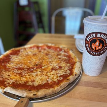 BILLY BRICKS PIZZA & ICE CREAM - Updated August 2025 - 83 Photos & 17 ...
