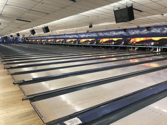REVS BOWLING & ENTERTAINMENT CENTRE - 61 Photos & 77 Reviews - 5502 ...