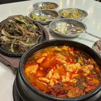 CHOMAK - Updated December 2025 - 398 Photos & 115 Reviews - 357 S ...