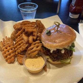 FIDO - Updated February 2025 - 1062 Photos & 1387 Reviews - 1812 21st ...