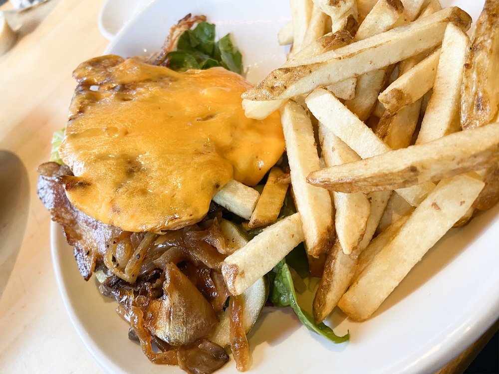 BAGGER DAVE’S BURGER TAVERN - 140 Photos & 193 Reviews - Burgers - 2972 ...