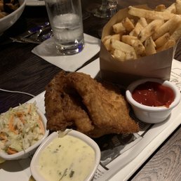 FRESH SALT - Updated October 2025 - 468 Photos & 426 Reviews - 2 Bridge ...