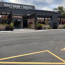 SOUTHERN SOCIAL - Updated September 2025 - 217 Photos & 141 Reviews ...