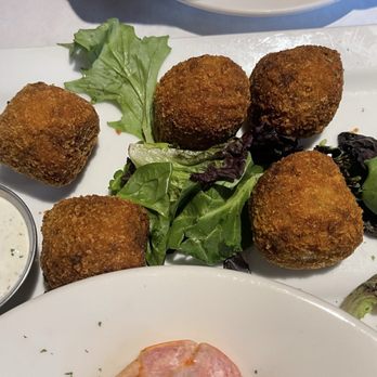 HALF SHELL OYSTER HOUSE - Updated August 2024 - 561 Photos & 326 ...