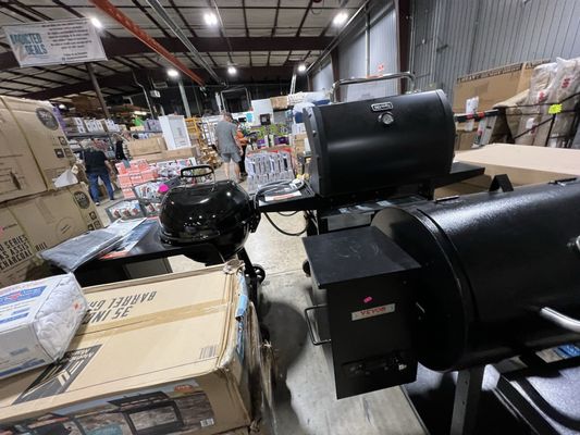 ADDICTED 2 DEALS - Updated December 2025 - 10 Photos - 8555 194th Ave ...