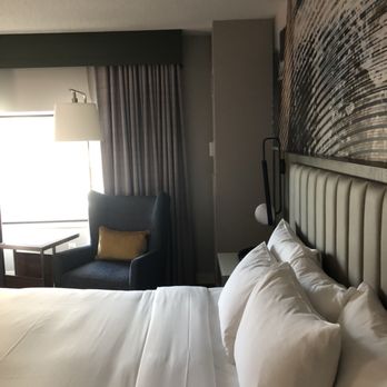 HILTON LEXINGTON/DOWNTOWN - Updated May 2024 - 219 Photos & 117 Reviews ...