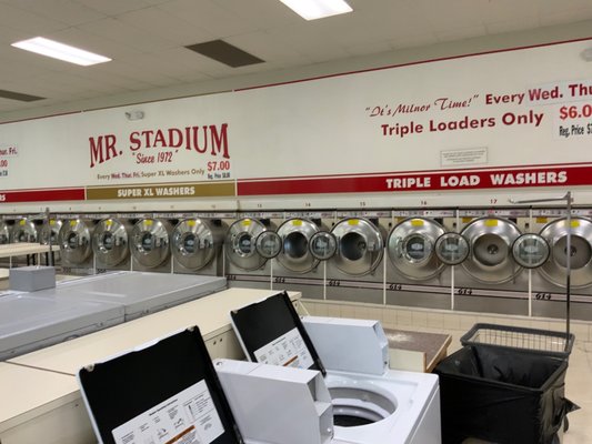 MR. STADIUM COIN LAUNDRY & DRY CLEANING - Updated July 2024 - 58 Photos ...