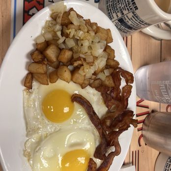 T-VILLE DINER - Updated December 2025 - 45 Photos & 56 Reviews - 132 W ...