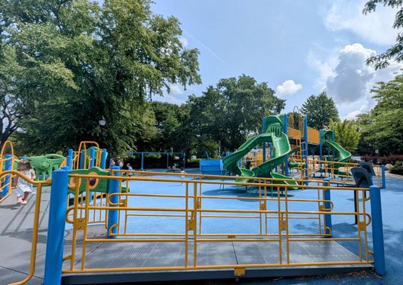 FRAME PARK - Updated October 2025 - 20 Photos - 701 W Moreland Blvd ...