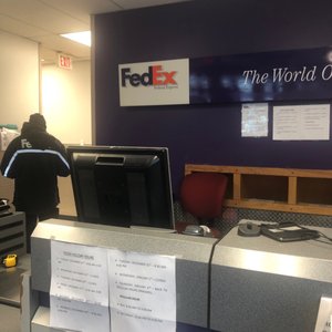 FEDEX SHIP CENTRE - Updated August 2025 - 6895 Bramalea Road ...