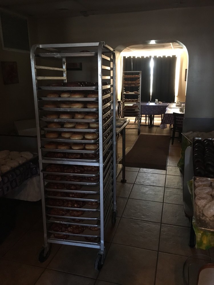 TRACKSIDE DONUTS - 170 Photos & 211 Reviews - 28001 Old 41 Rd, Bonita ...