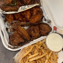 SOCAL WINGS - Updated October 2025 - 1129 Photos & 874 Reviews - 14502 ...