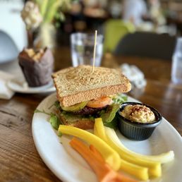 CHIMERA - Updated August 2025 - 735 Photos & 714 Reviews - 212 N Main ...