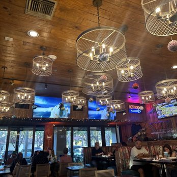 QUARTERDECK RESTAURANTS - Updated October 2025 - 505 Photos & 400 ...