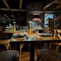 BARRIQUE - Updated June 2026 - 849 Photos & 831 Reviews - 796 Main St ...
