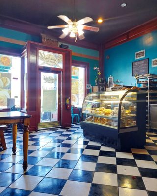 WINGFIELD BREAD - Updated May 2025 - 72 Photos & 98 Reviews - 564 S ...